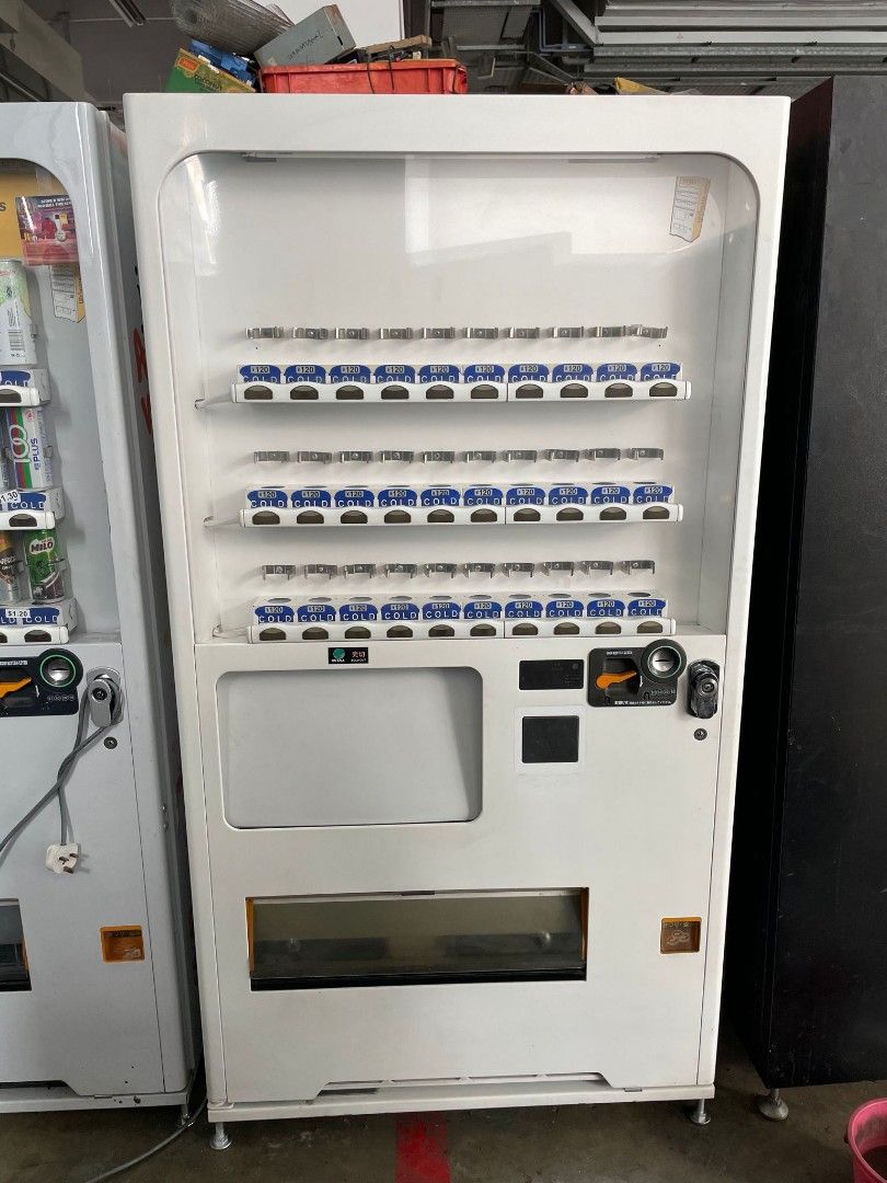 25 column vending machine, Everything Else on Carousell