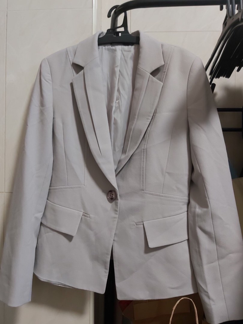 二手 近全新 Mastina 專櫃西裝外套 女款 尺寸M, 她的時尚, 外套、夾克、大衣在旋轉拍賣