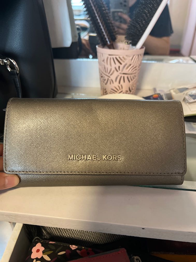 Authentic Michael Kors long wallet on Carousell
