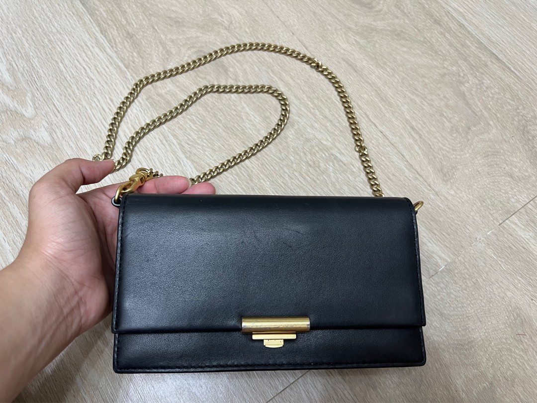 Black sling wallet, Women's Fashion, Bags & Wallets, Cross-body Bags on ...