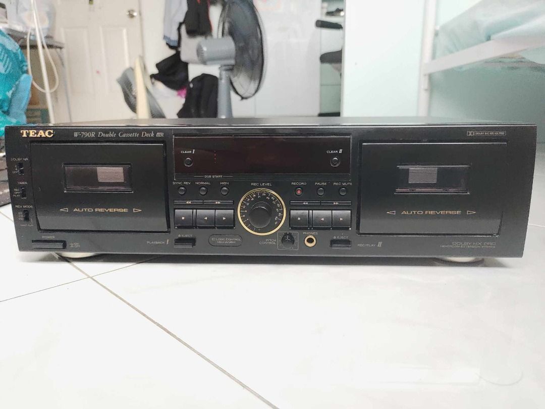 Cassette Deck TEAC W-790R, Audio, Other Audio Equipment on Carousell