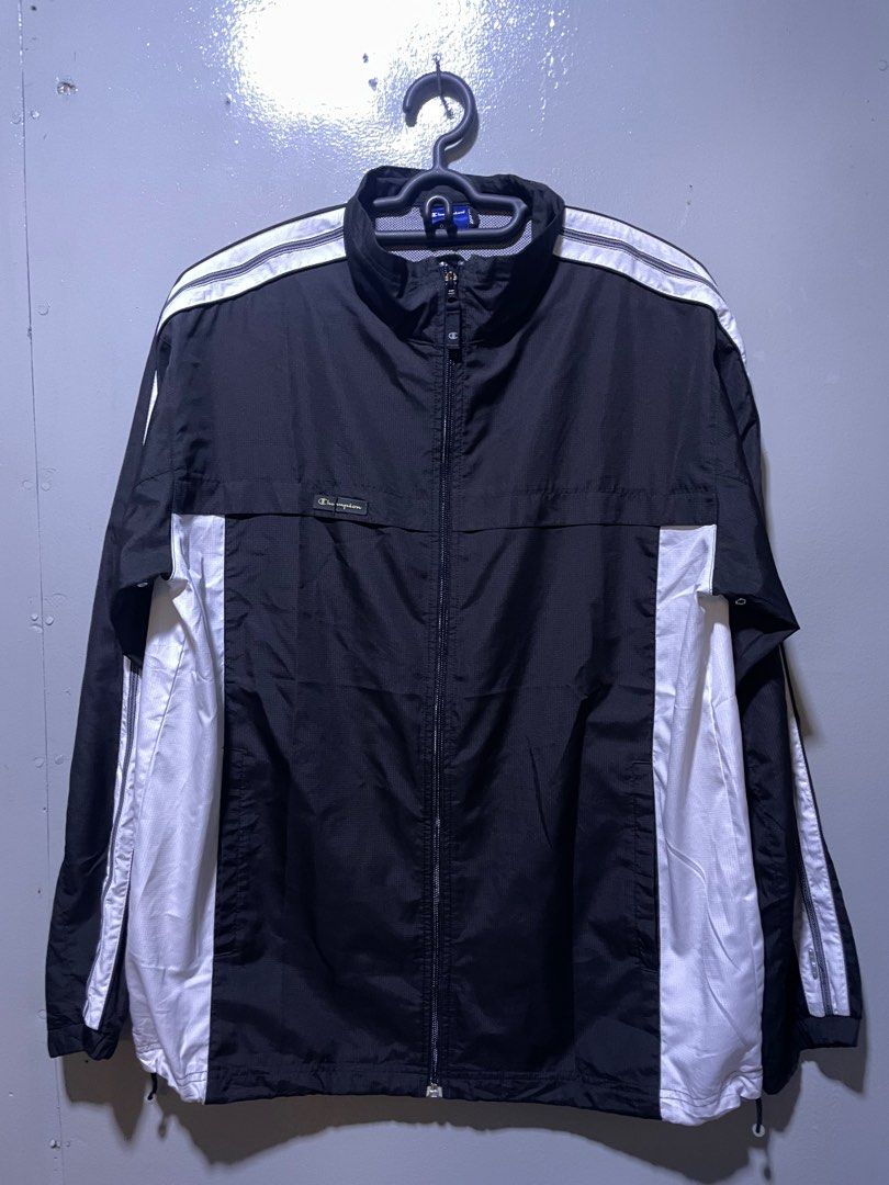 Champion windbreaker, Men's Fashion, Activewear on Carousell