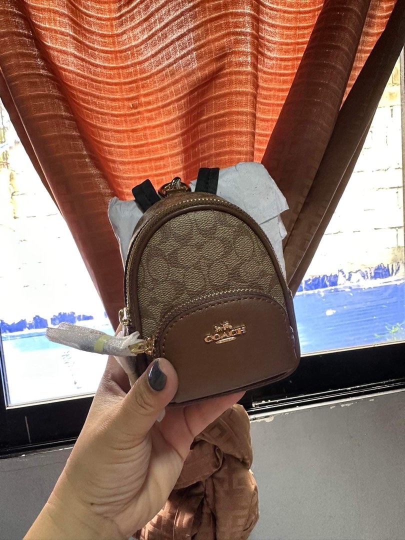 Coach keychain mini wallet, Women's Fashion, Bags & Wallets, Wallets ...