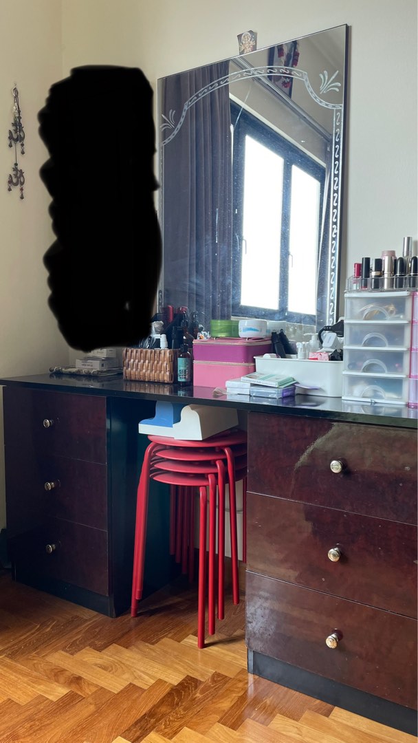 Dressing table, Furniture & Home Living, Furniture, Shelves, Cabinets ...