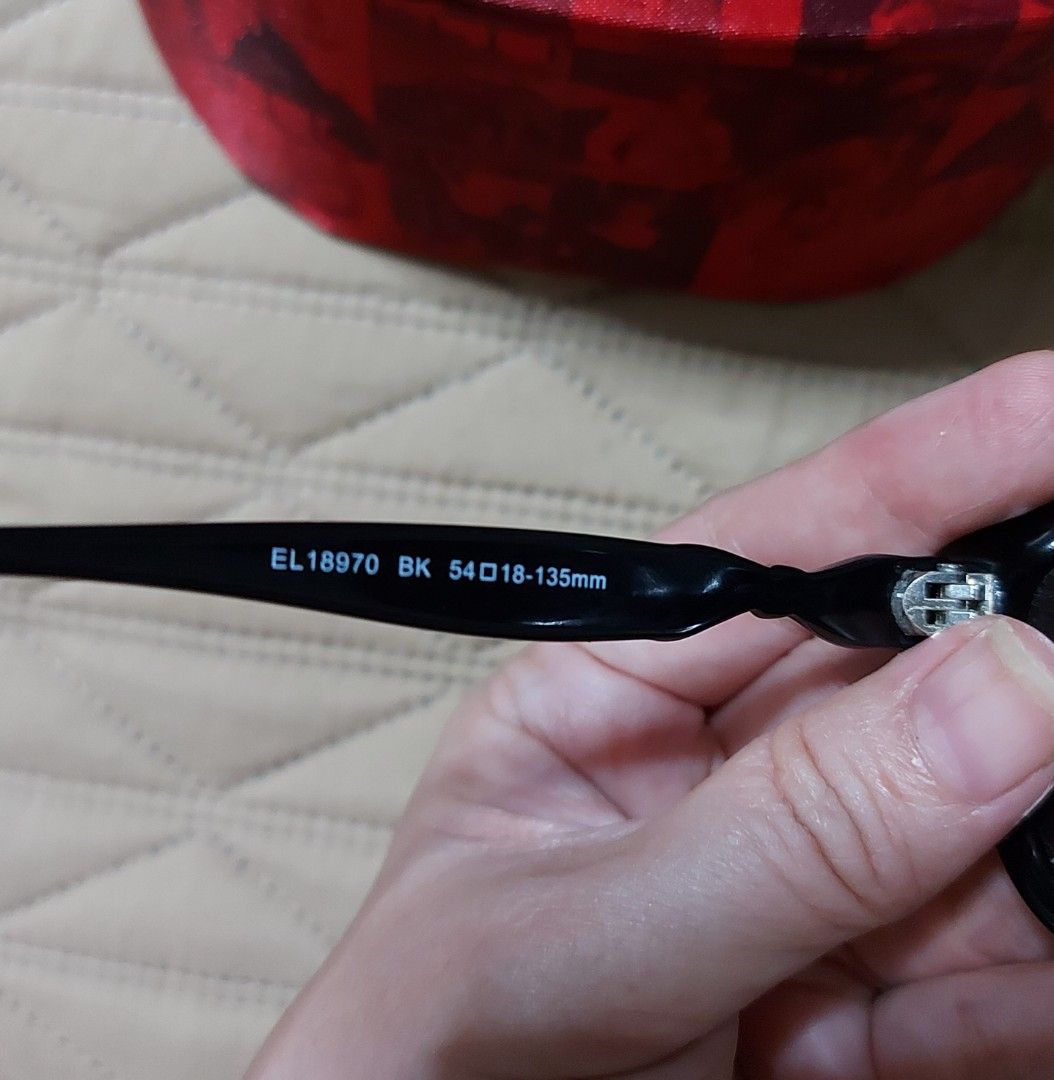 Elle Sunglasses On Carousell