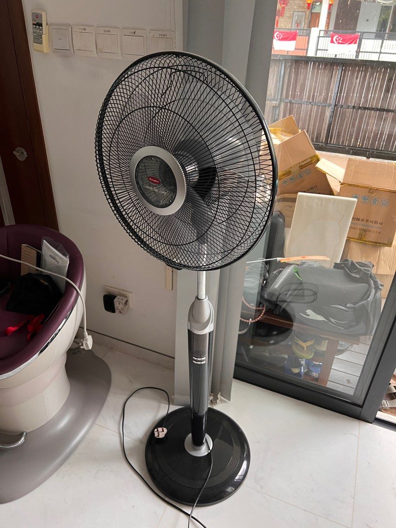 EuropAce stand fan model ESF-1689, Furniture & Home Living, Lighting ...