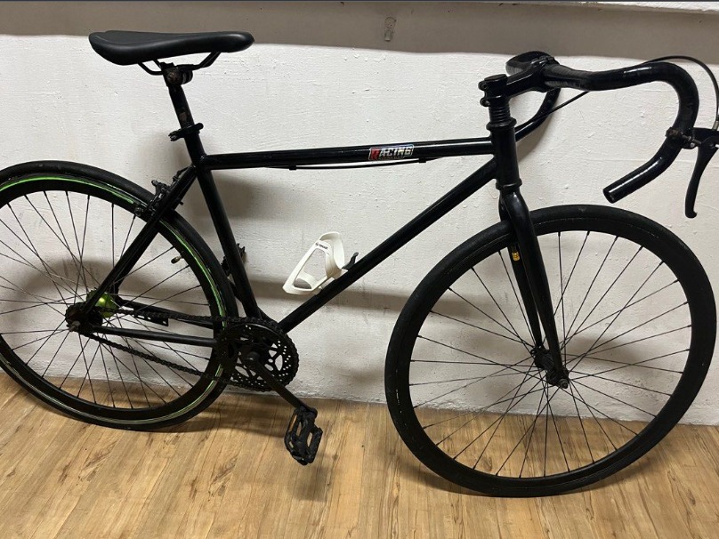 fixie, Sports Equipment, Bicycles & Parts, Bicycles on Carousell