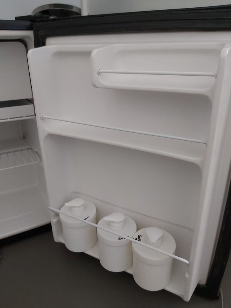 GE Mini Fridge W-47cm D-48cm H63-cm, TV & Home Appliances, Kitchen ...