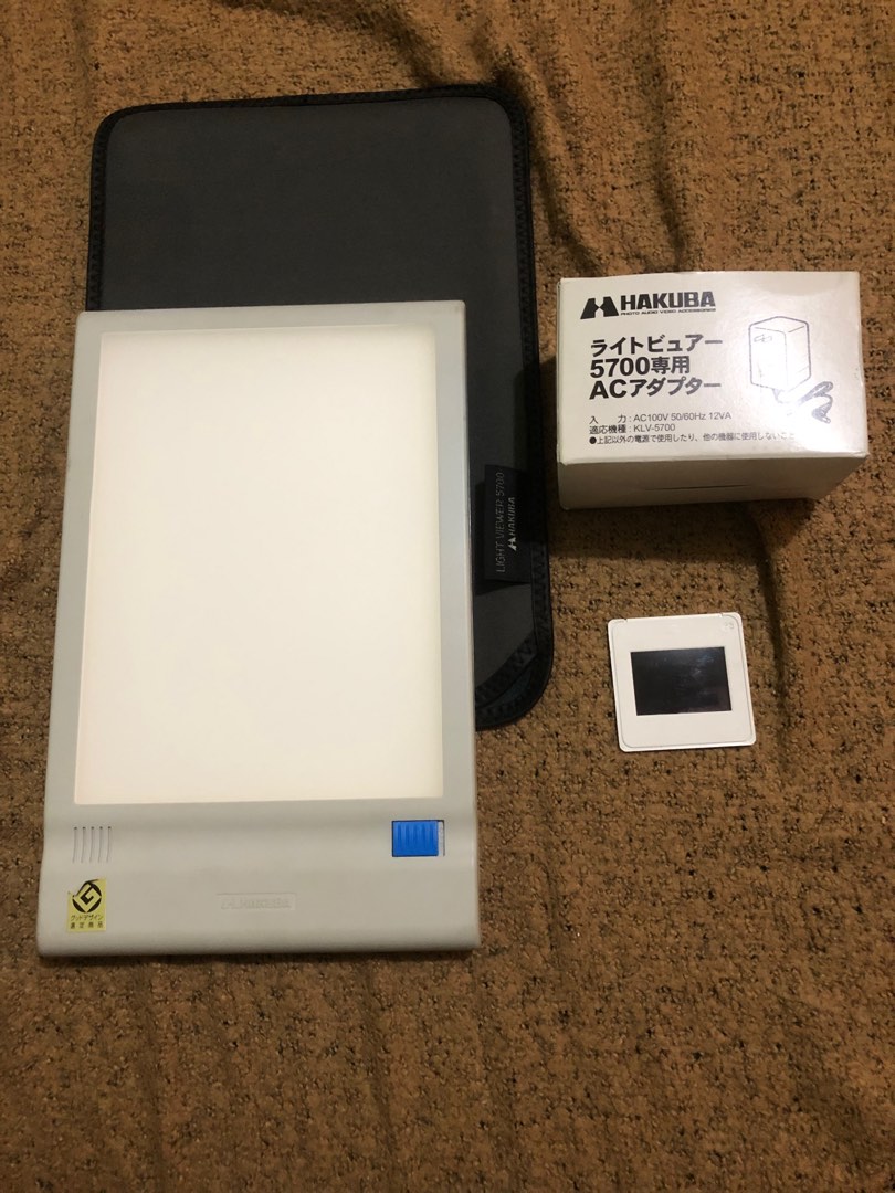 Hakuba portable film light viewer 5700 on Carousell