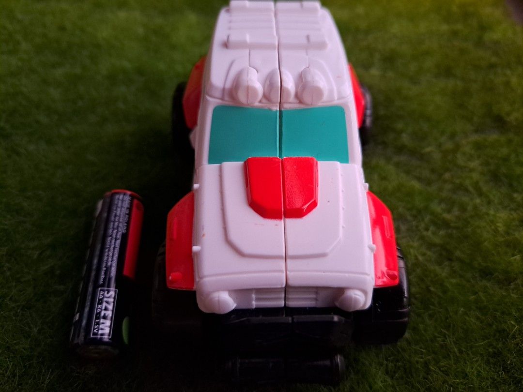 Hasbro Transformers Rescue Bots academy Medix The Doc-Bot 2in1 on Carousell