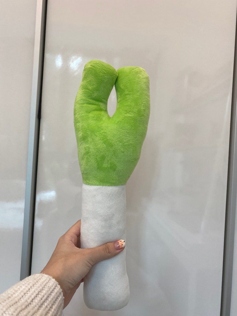 Hatsune miku leek plush / cosplay prop, Hobbies & Toys, Memorabilia ...