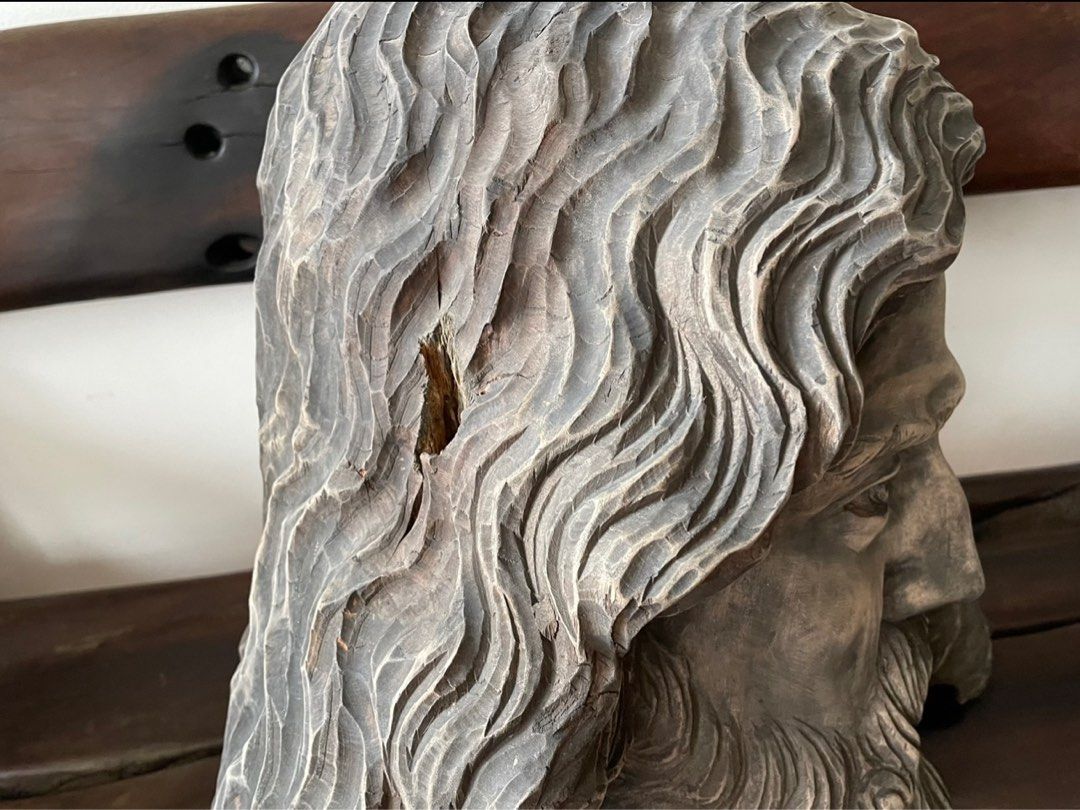 Hesu Kristo wood by master carver Pio Fadul, Hobbies & Toys ...