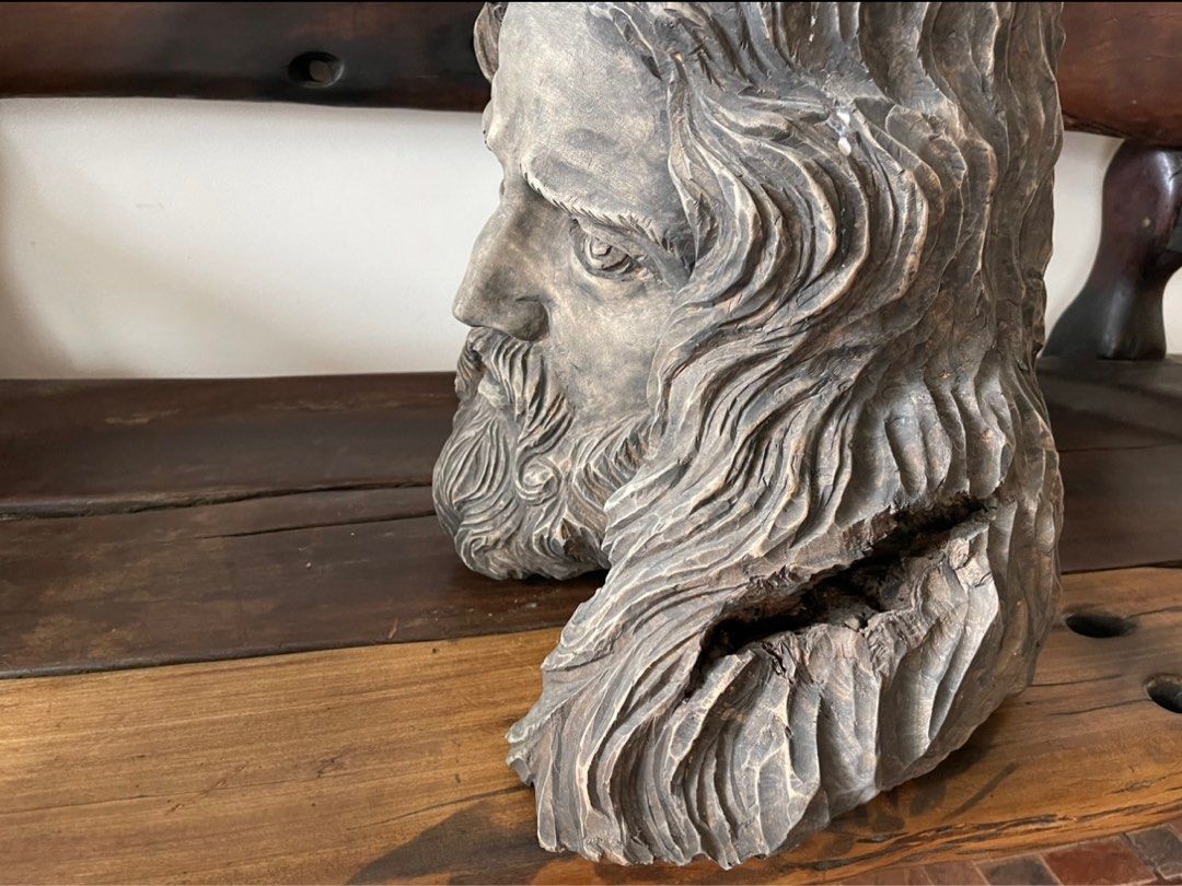 Hesu Kristo wood by master carver Pio Fadul, Hobbies & Toys ...