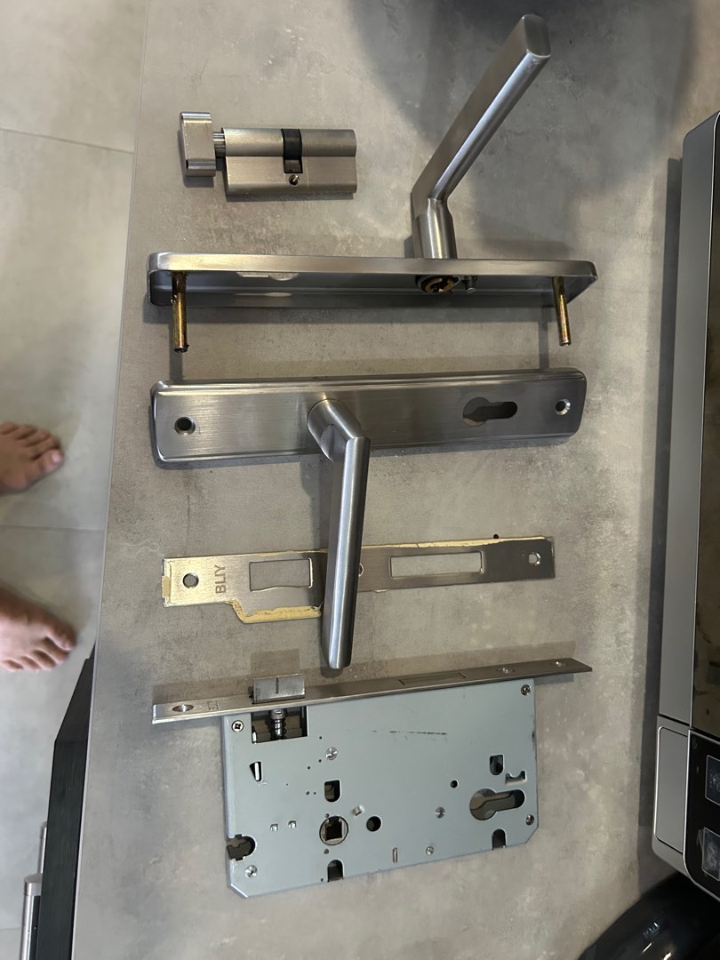 HIP main door lock. Brand new., Furniture & Home Living, Security ...