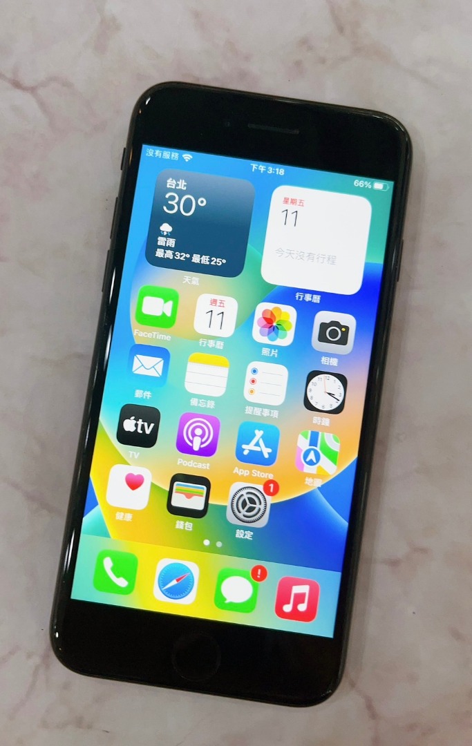 【艾爾巴二手】IPHONE SE2 2020年 64G (A2296) 4.7吋 黑色#二手機 #新興店 ZPLJM, 手機及配件, 手機, iPhone, iPhone SE 系列在旋轉拍賣