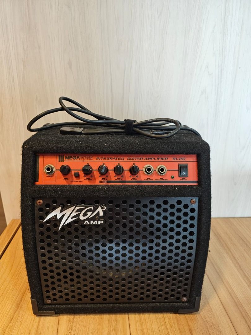 Megatone Amp integrated Guitar Amplifier SL-20, Hobbies & Toys, Music ...