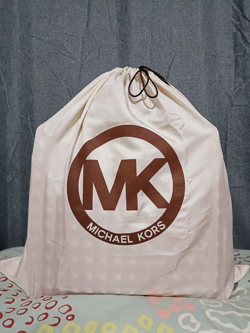 Michael Kors Hamilton Pink on Carousell