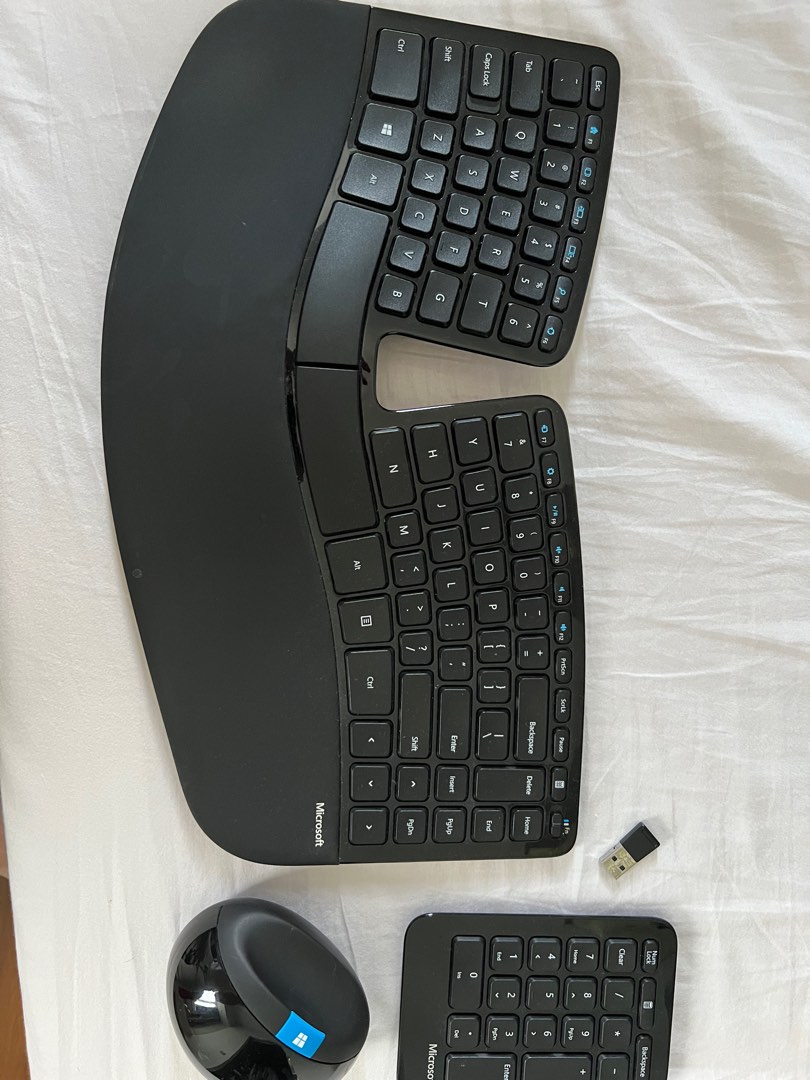 Microsoft Ergonomics Keyboard and Mouse, Computers & Tech, Parts ...