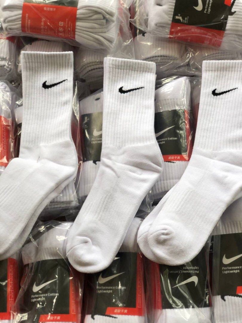Nike Elite Crew Socks (1 SET = 3 PASANG STOKIN), Men's Fashion, Watches ...