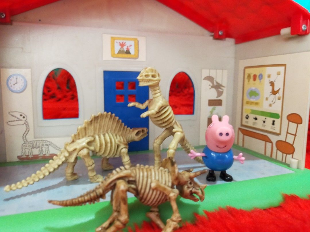 Peppa pig dinosaur museum on Carousell