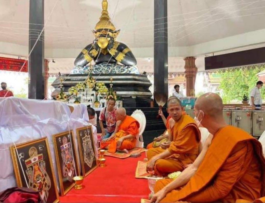 Phra Rahu 2566 Wat Srisathong, Hobbies & Toys, Memorabilia ...