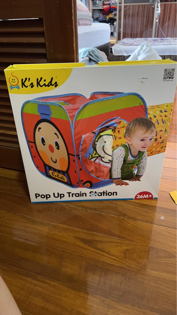 Pop up train station, Hobbies & Toys, Toys & Games on Carousell