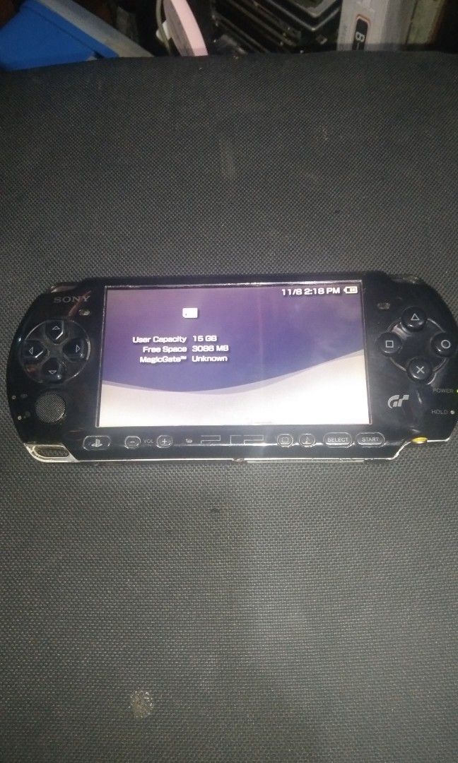 PSP slim v3, Video Gaming, Video Game Consoles, PlayStation on Carousell