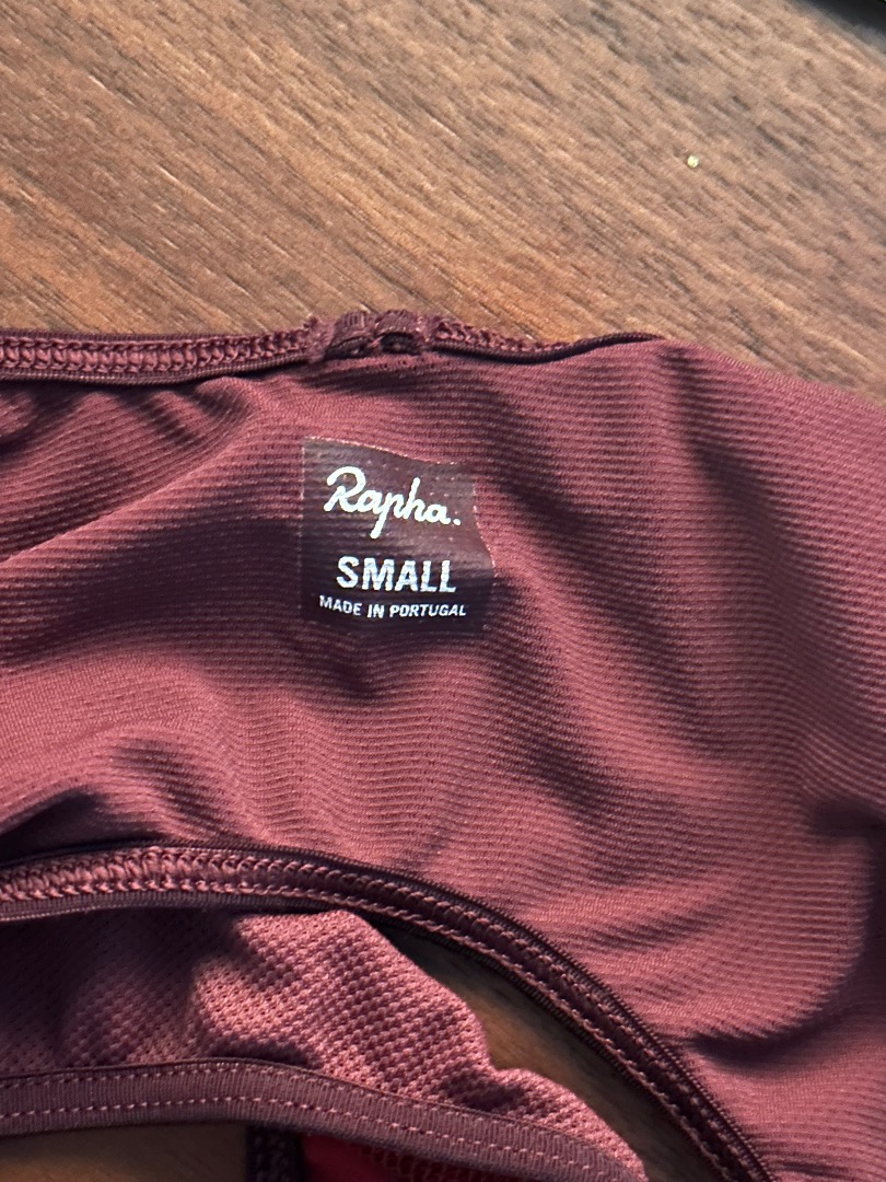 Rapha Bib, Men's Fashion, Activewear on Carousell