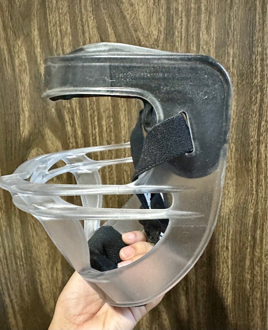 Rawlings face first faceshield for softball on Carousell