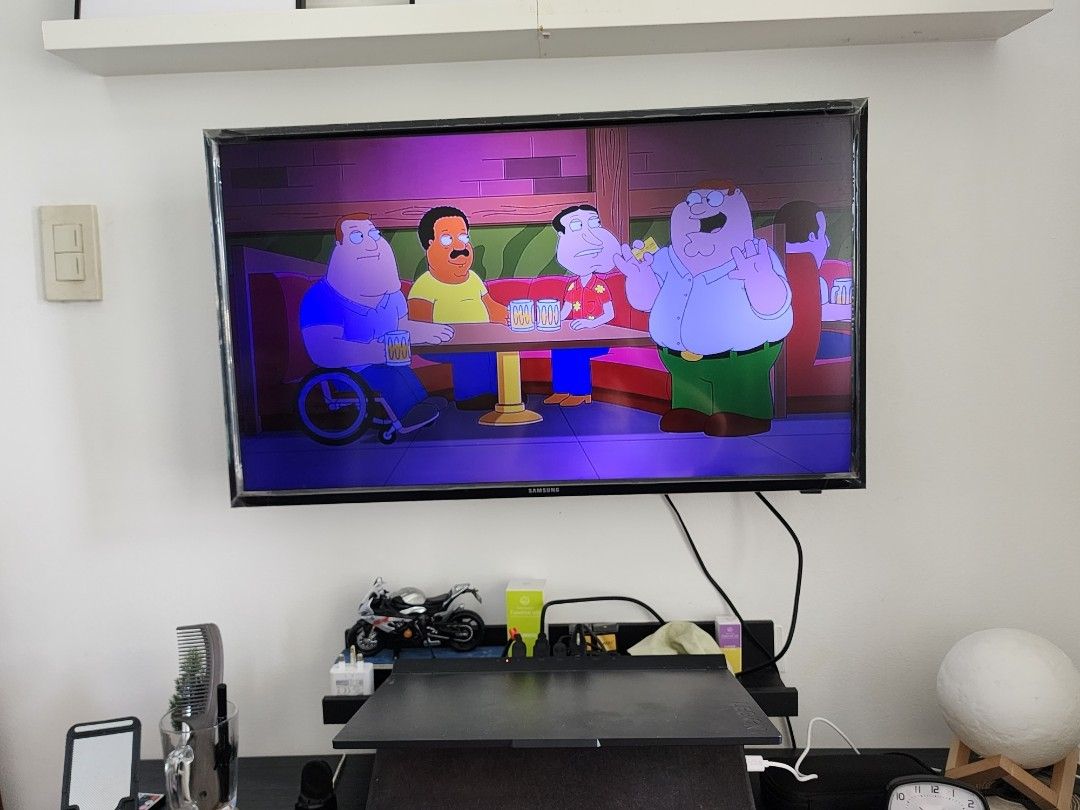 Samsung 32 inch Full HD IPS Panel, TV & Home Appliances, Other Home ...