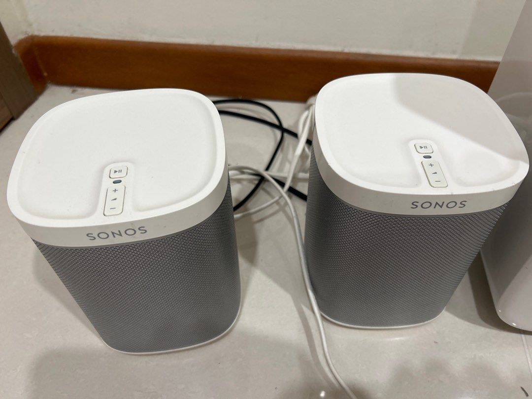 Sonos speaker system, Audio, Soundbars, Speakers & Amplifiers on Carousell
