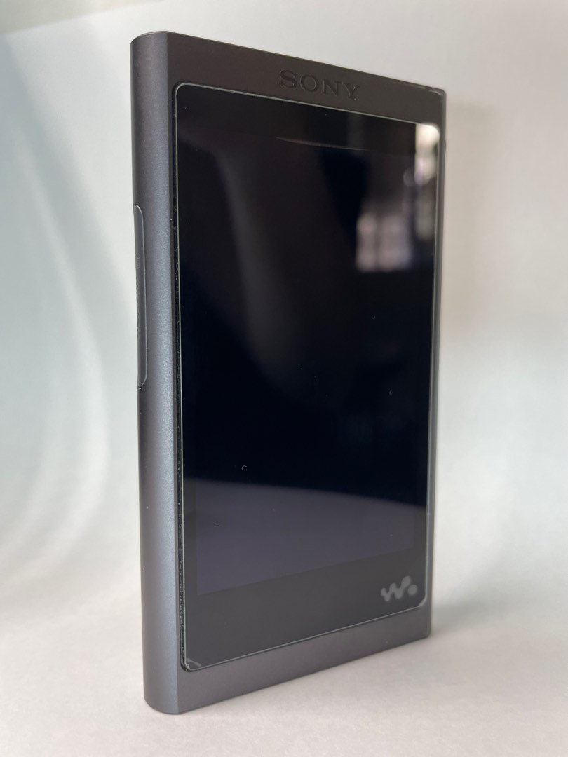 Sony A55, Mobile Phones & Gadgets, Other Gadgets on Carousell