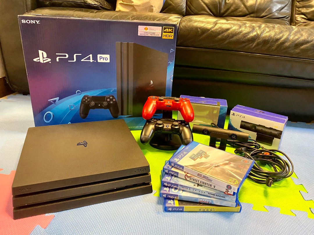 Sony Playstation 4 Pro Bundle (with PS camera / 2 controllers and charging station / free games ...