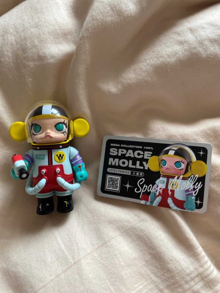 Space molly little painter, Hobbies & Toys, Toys & Games on Carousell