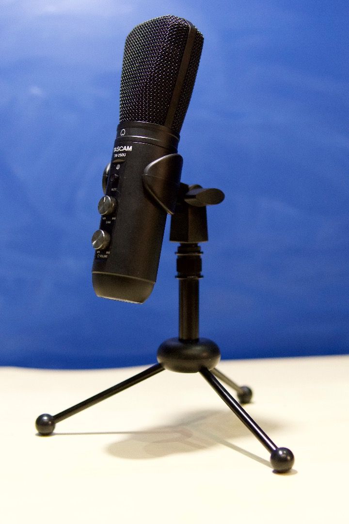 Tascam TM-250U (USB Microphone), Audio, Microphones on Carousell