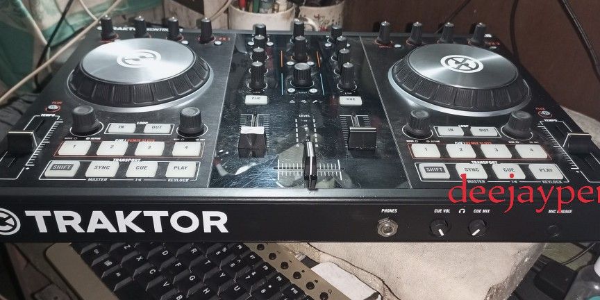 Traktor Kontrol S2 Mk2, Audio, Other Audio Equipment on Carousell