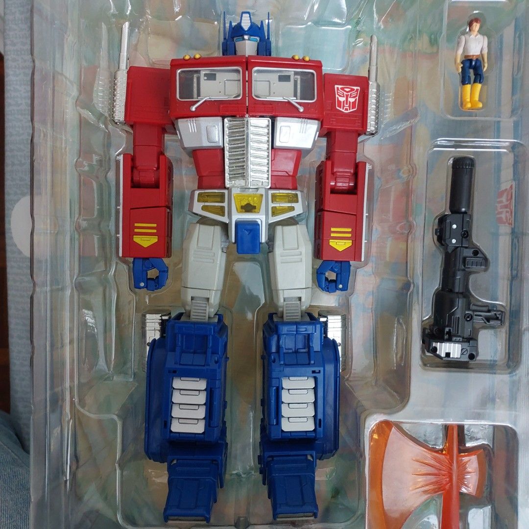 Transformers MP10, Hobbies & Toys, Toys & Games on Carousell