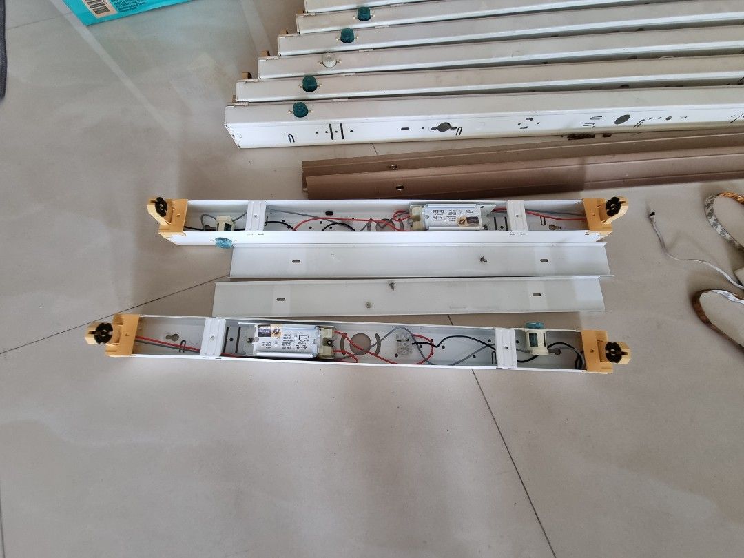 Used fluorescent tube lightning set, Furniture & Home Living, Lighting ...