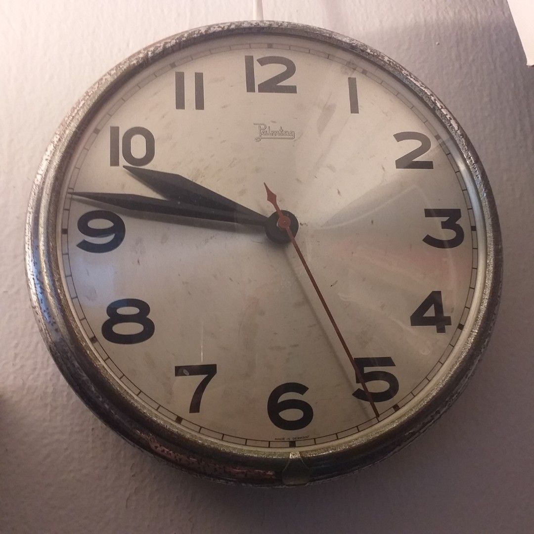 Vintage Palmtag 50s Wall Clock, Furniture & Home Living, Home Decor ...