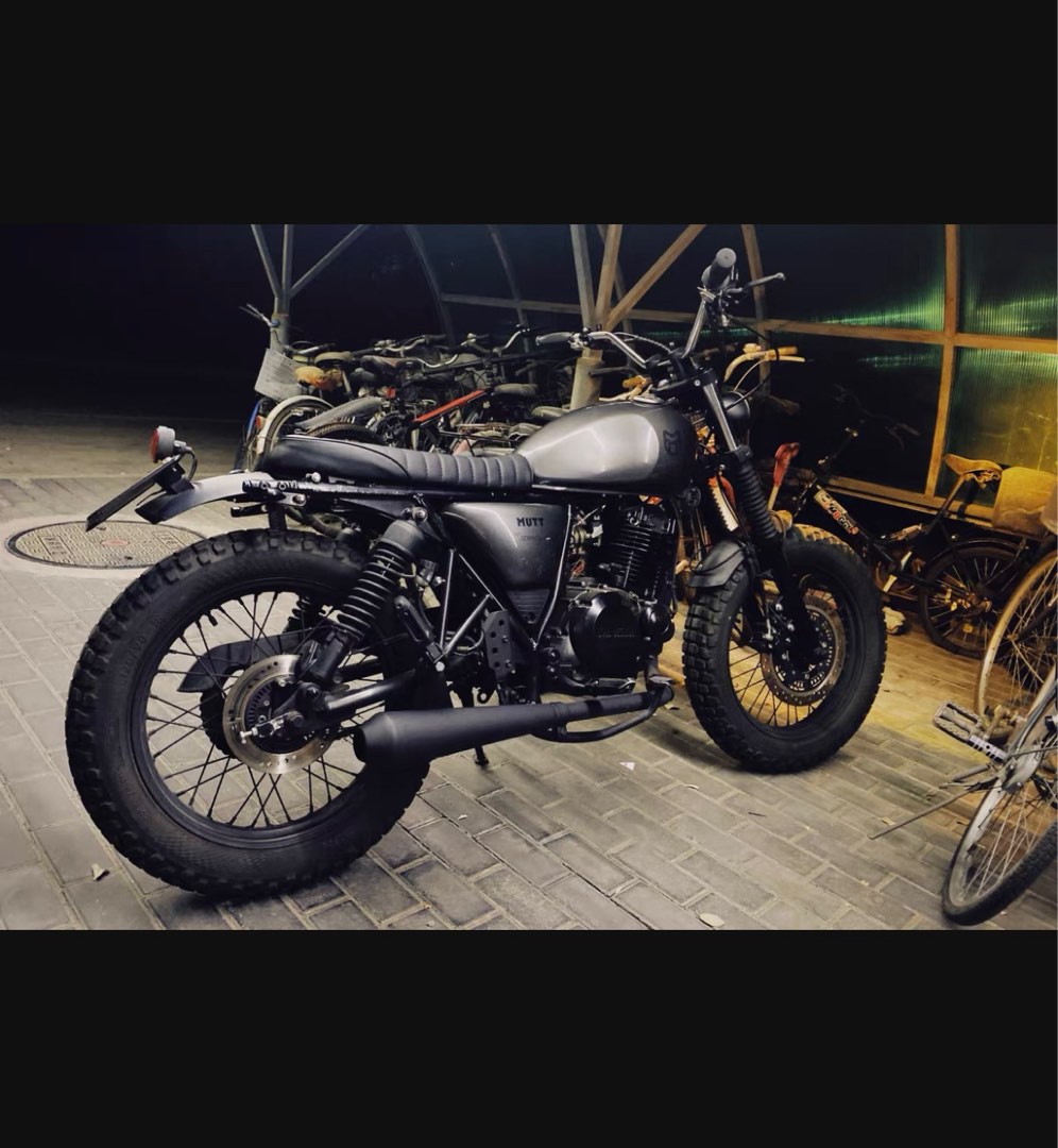 Wide tracker bar, Motorcycles, Motorcycle Accessories on Carousell