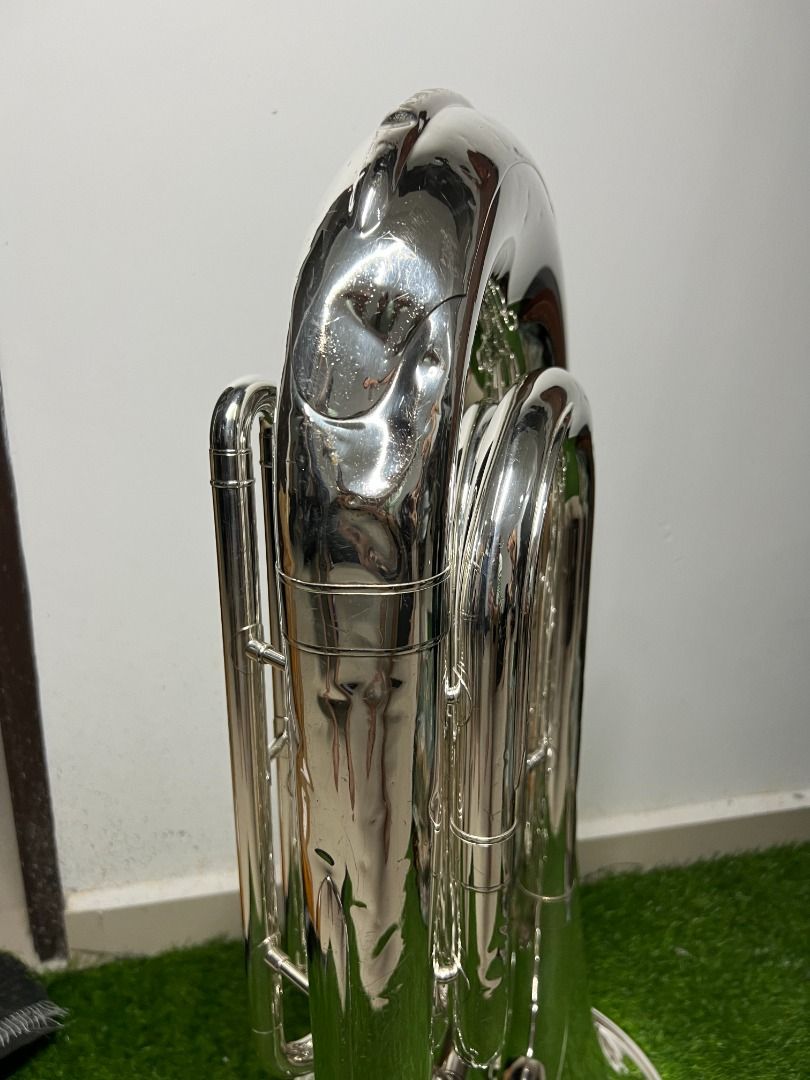 Yamaha YEB-321S Intermediate EEb 4/4 Tuba, Hobbies & Toys, Music ...