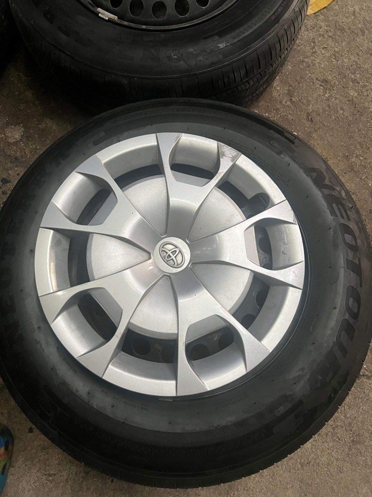 16” Toyota Deluxe Grandia steel rims 6Holes pcd 130 w/215-70-r16 ...