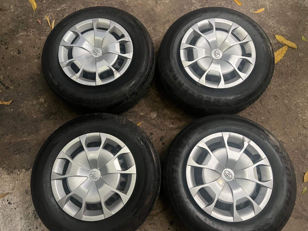 16” Toyota Deluxe Grandia steel rims 6Holes pcd 130 w/215-70-r16 ...