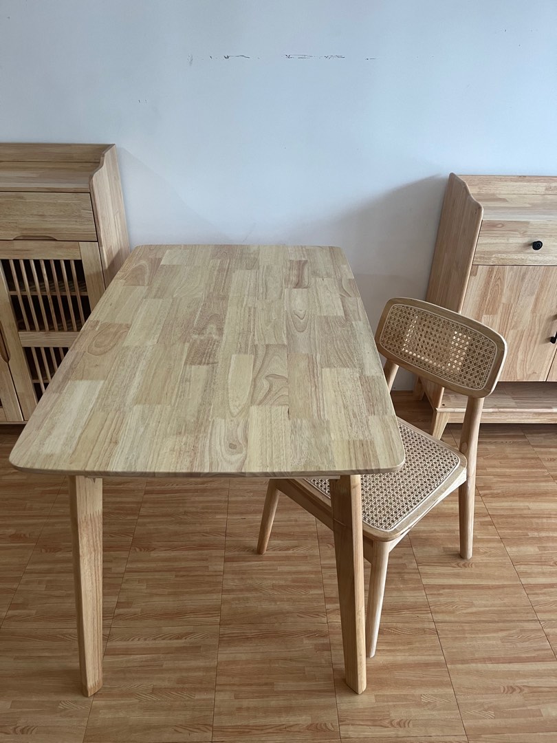 4 seater solihiya dining set on Carousell