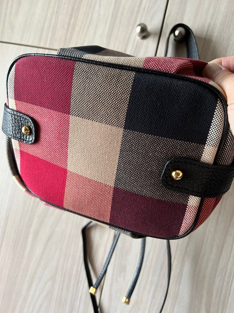 Authentic Japan Blue Label Crestbridge Bucket Bag, Women's Fashion ...