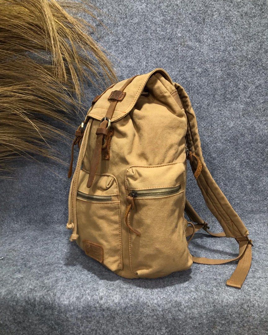 Backpack kanvas kulit, Fesyen Pria, Tas & Dompet , Ransel di Carousell