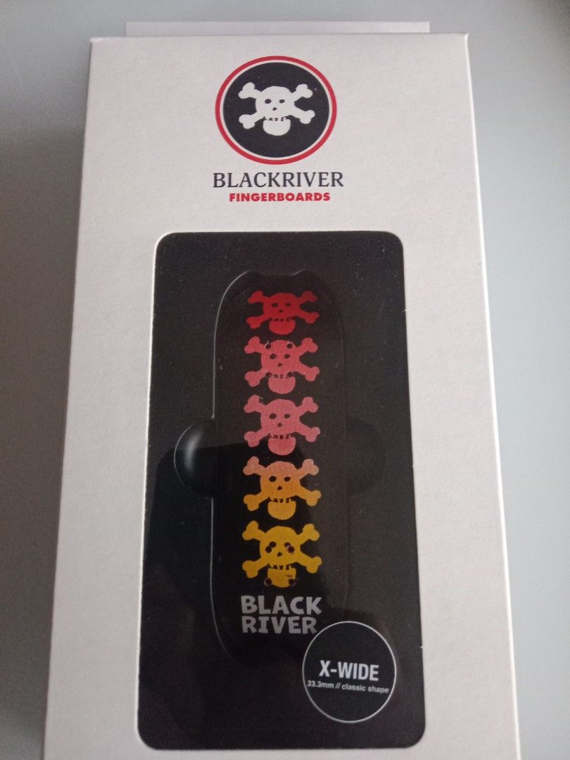Blackriver fingerboard riverlable deck (with blackriver box), Sports ...