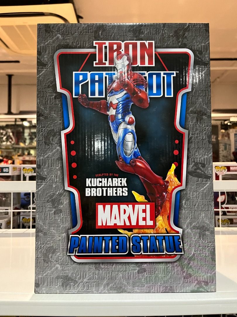 Bowen Designs Statues Thor captain britain iron man space armor patrion ...