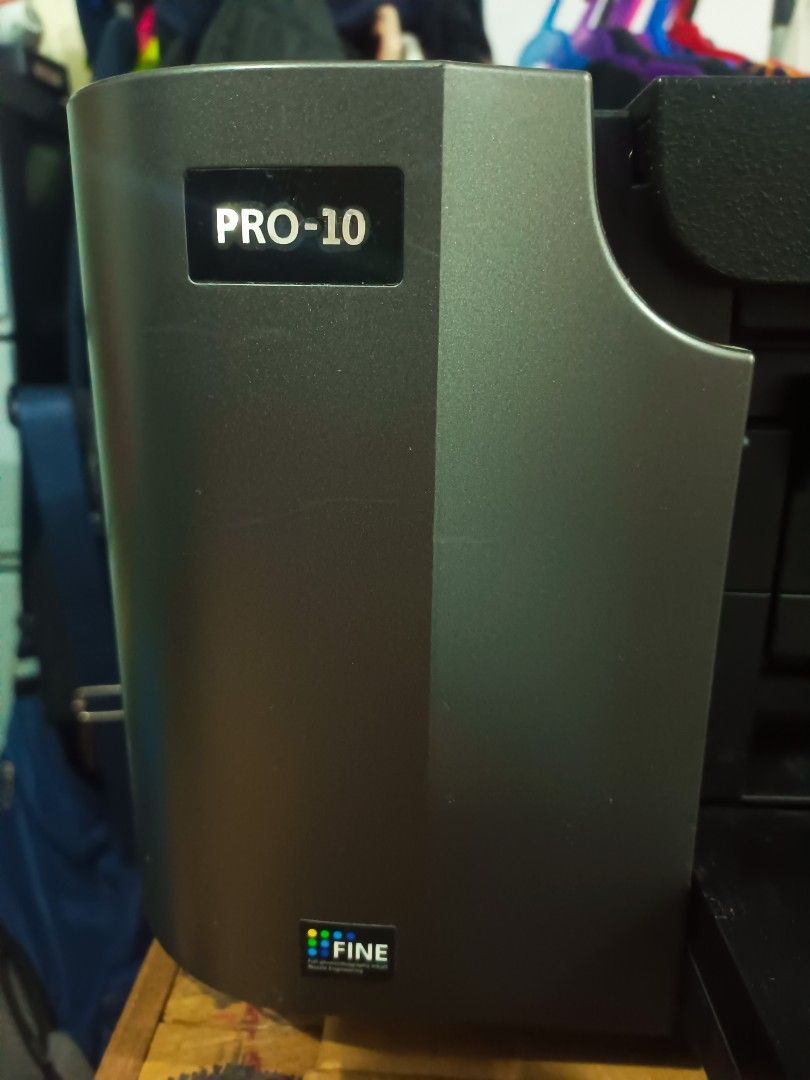 Canon pro-10 printer on Carousell