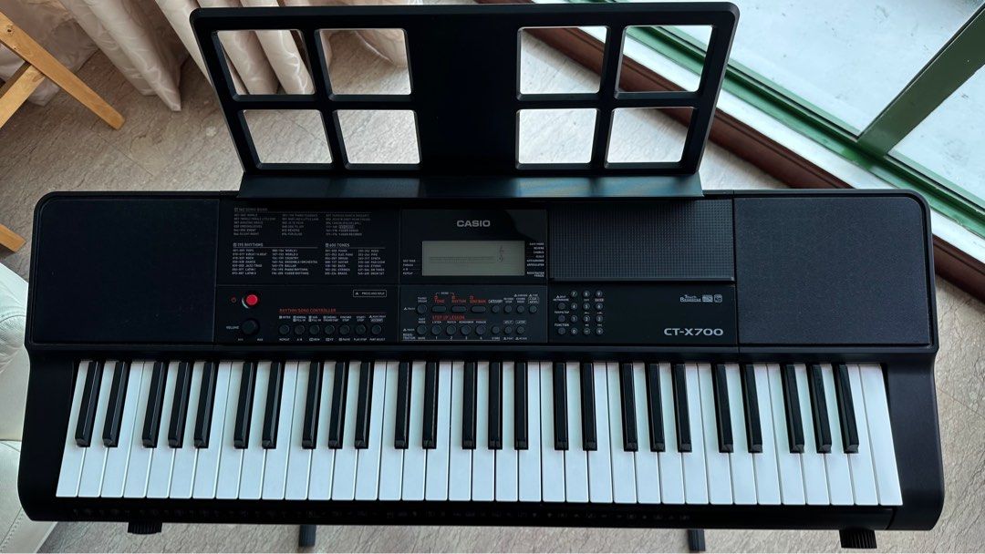 Casio electronic keyboard (CT-X700), Hobbies & Toys, Music & Media ...